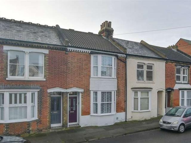 3 Bedroom Terraced House
