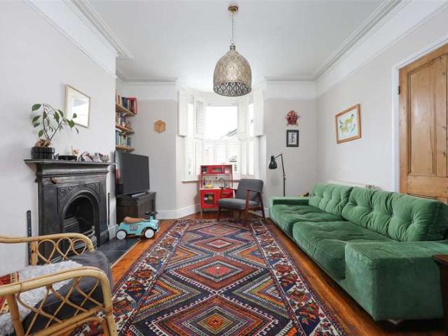 3 Bedroom Terraced House