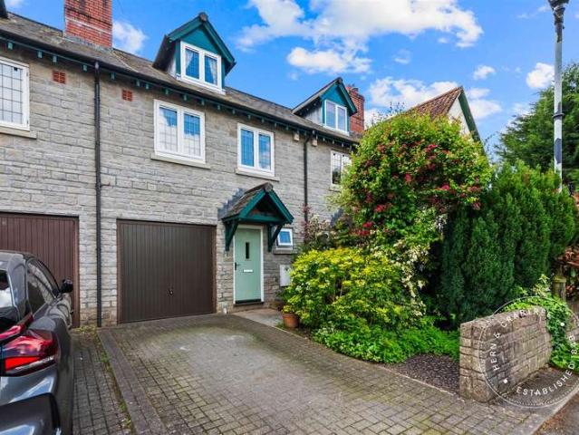 3 Bedroom Terraced House
