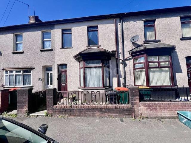 3 Bedroom Terraced House