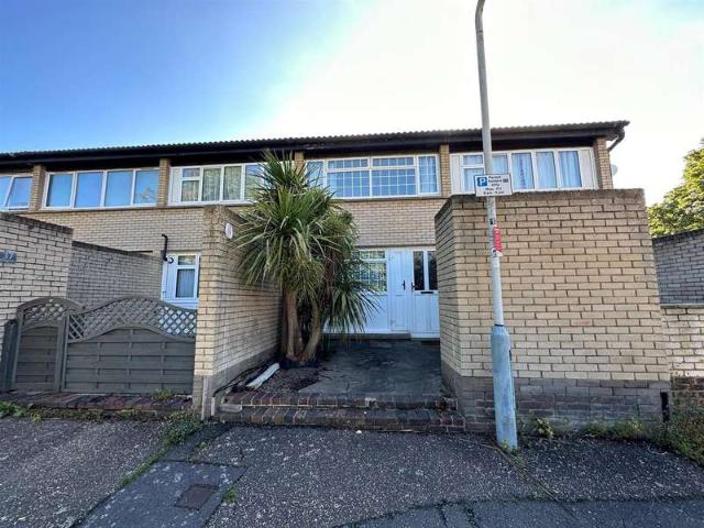 3 Bedroom Terraced House