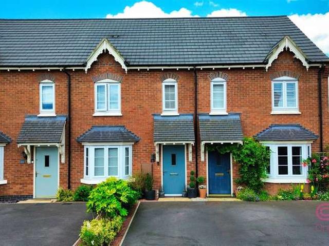 3 Bedroom Terraced House