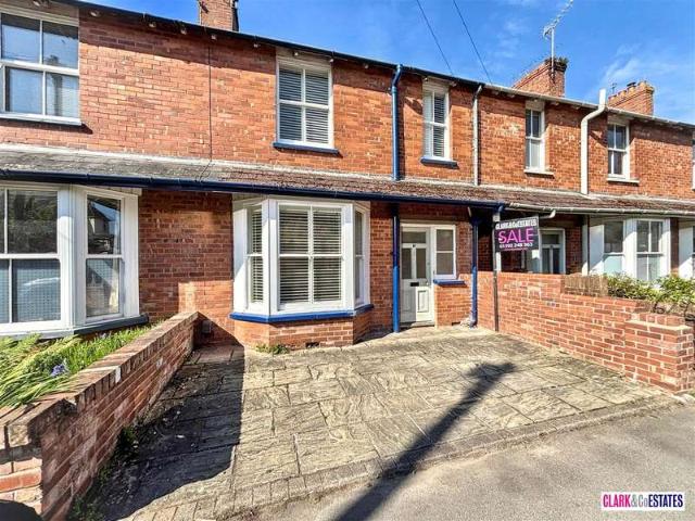 3 Bedroom Terraced House