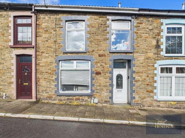 3 Bedroom Terraced House