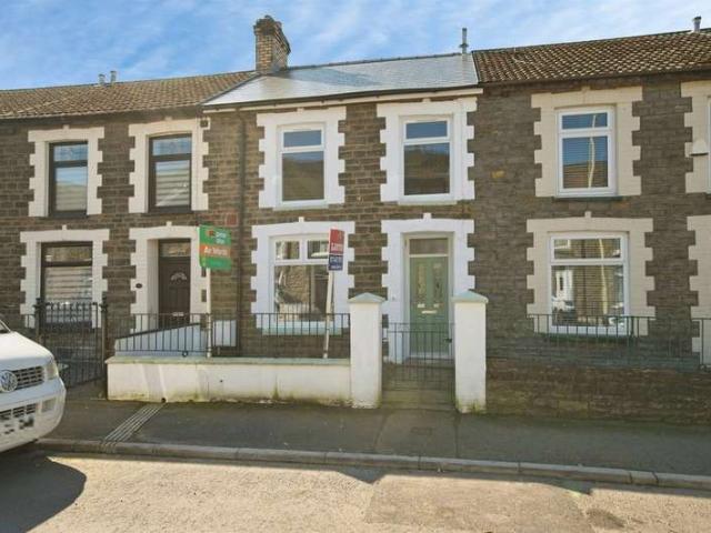 3 Bedroom Terraced House