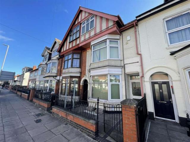 3 Bedroom Terraced House