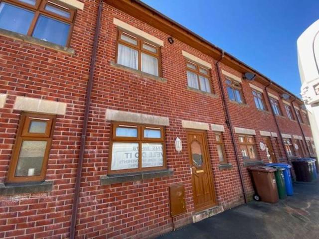 3 Bedroom Terraced House