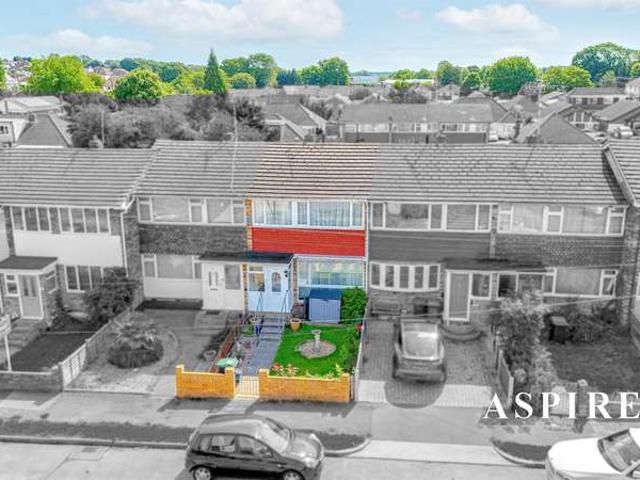 3 Bedroom Terraced House