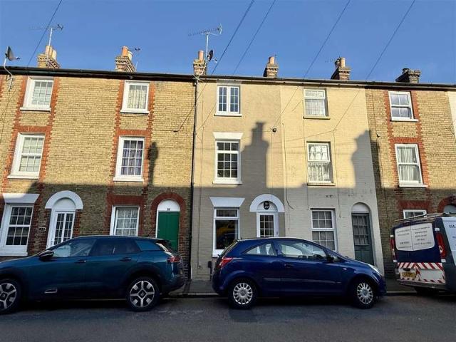 3 Bedroom Terraced House