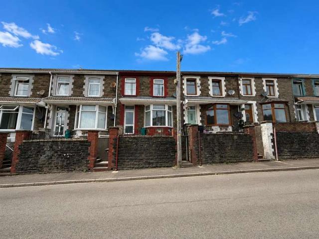 3 Bedroom Terraced House
