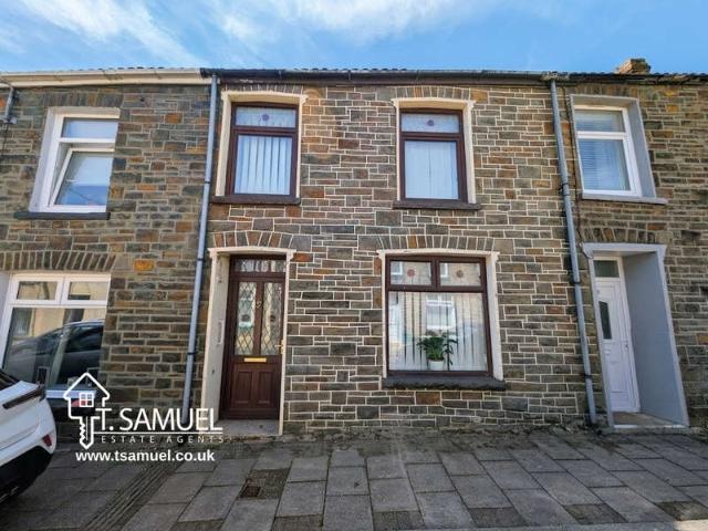 3 Bedroom Terraced House