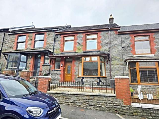 3 Bedroom Terraced House