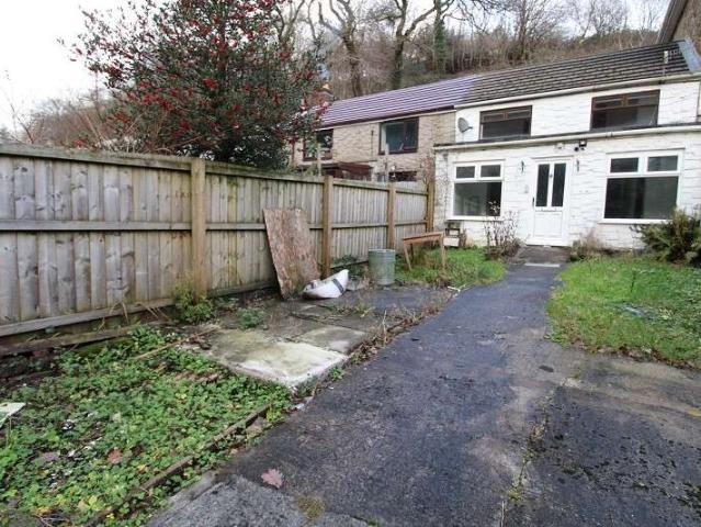 3 Bedroom Terraced House