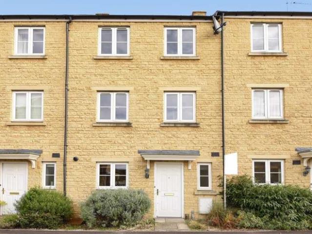 3 Bedroom Terraced House