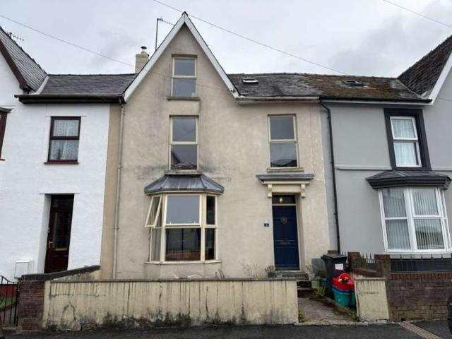 3 Bedroom Terraced House