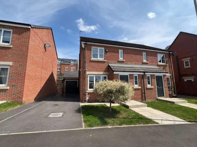 3 Bedroom Terraced House