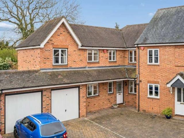 3 Bedroom Terraced House