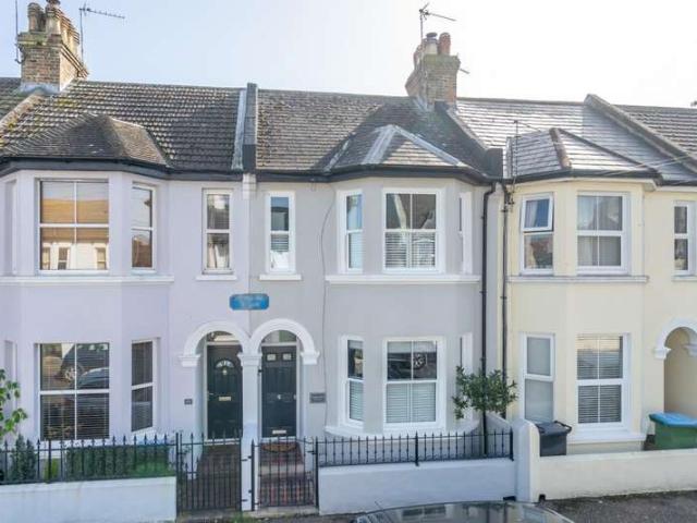 3 Bedroom Terraced House