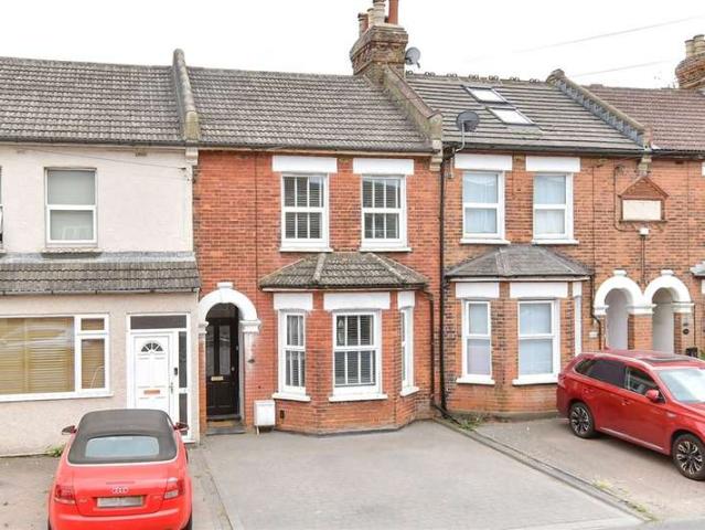 3 Bedroom Terraced House