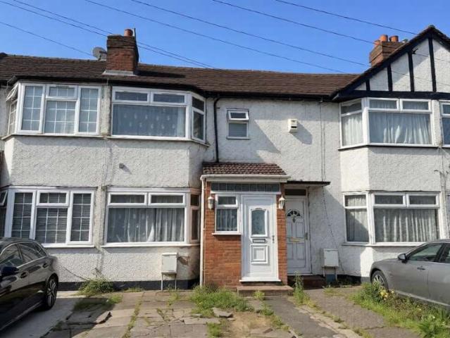 3 Bedroom Terraced House