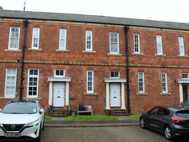 3 Bedroom Terraced House
