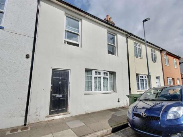 3 Bedroom Terraced House