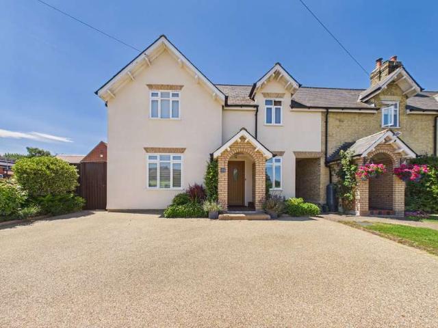 3 Bedroom Terraced House
