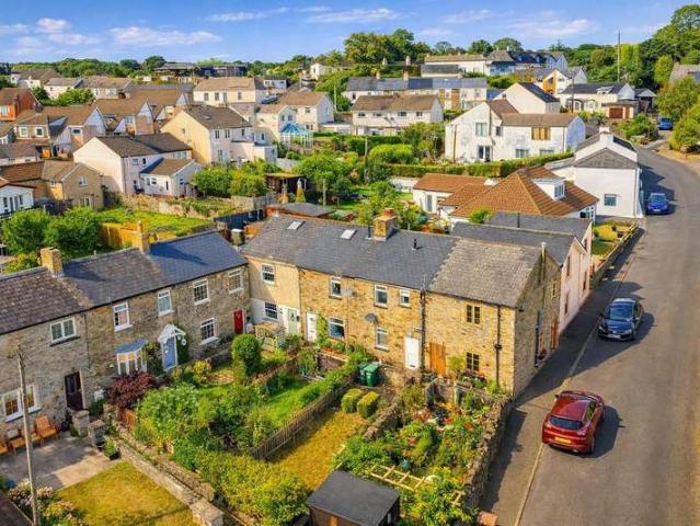 3 Bedroom Terraced House