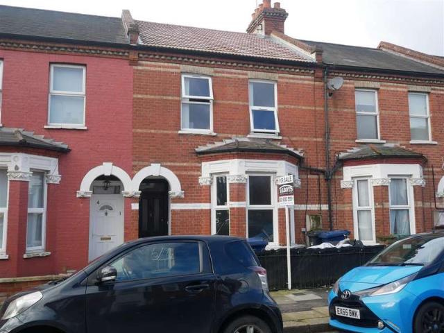 3 Bedroom Terraced House
