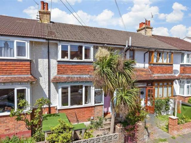 3 Bedroom Terraced House