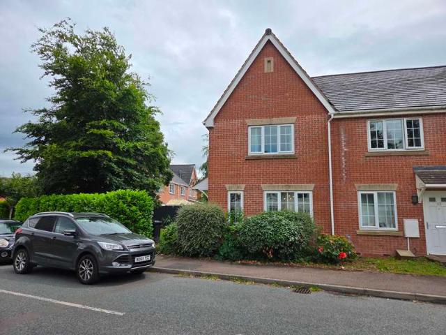 3 Bedroom Terraced House