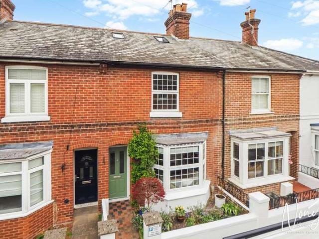 3 Bedroom Terraced House