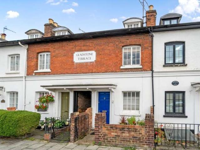 3 Bedroom Terraced House