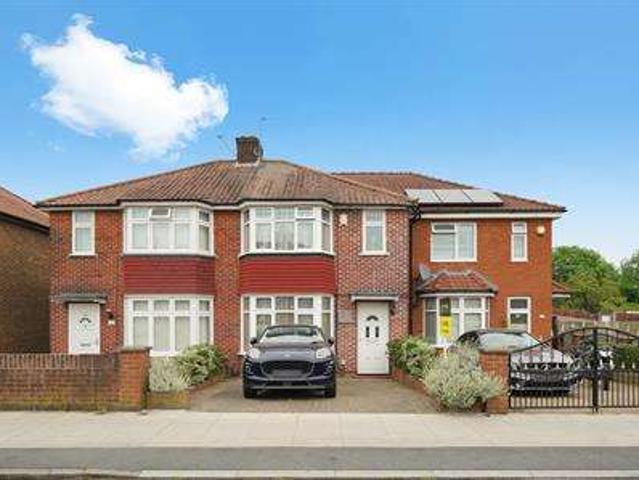 3 Bedroom Terraced House
