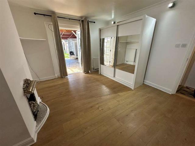 3 Bedroom Terraced House
