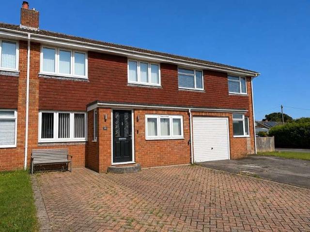 3 Bedroom Terraced House