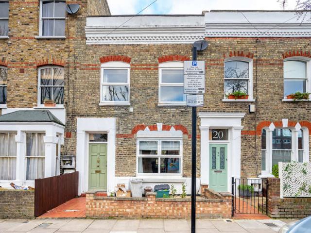 3 Bedroom Terraced House