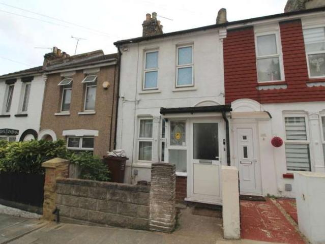 3 Bedroom Terraced House