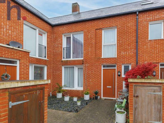 3 Bedroom Terraced House