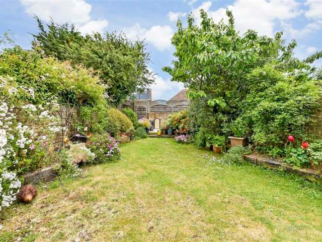 3 Bedroom Terraced House
