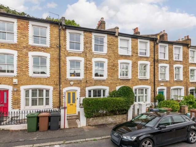 3 Bedroom Terraced House