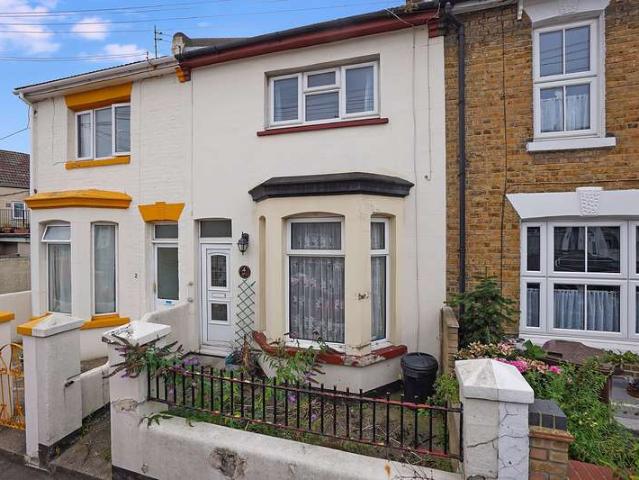 3 Bedroom Terraced House
