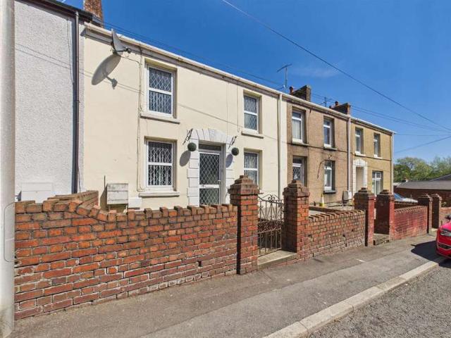 3 Bedroom Terraced House