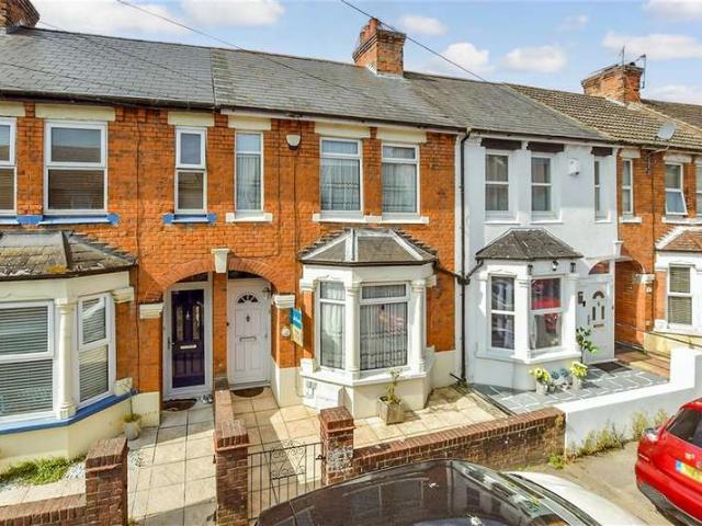 3 Bedroom Terraced House