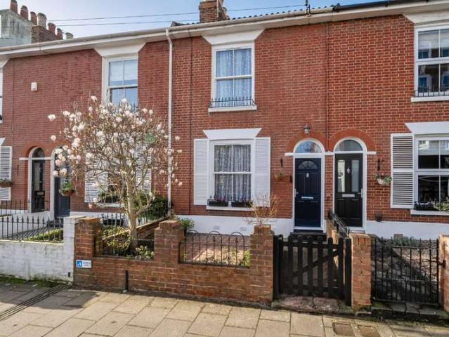 3 Bedroom Terraced House