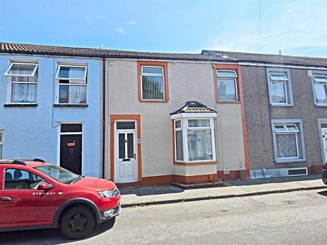 3 Bedroom Terraced House
