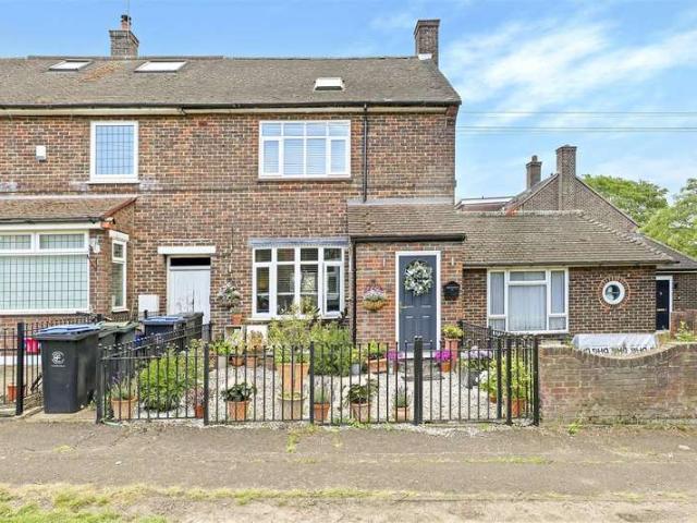 3 Bedroom Terraced House