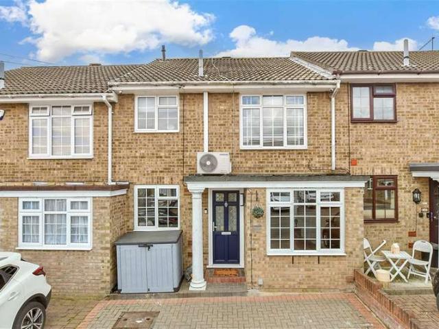 3 Bedroom Terraced House
