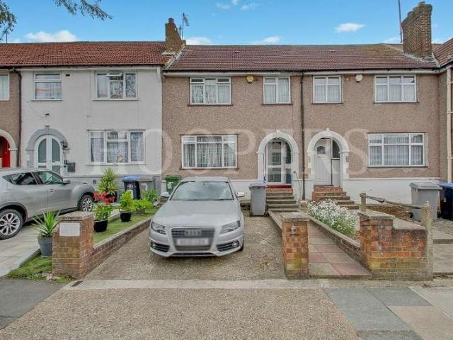 3 Bedroom Terraced House