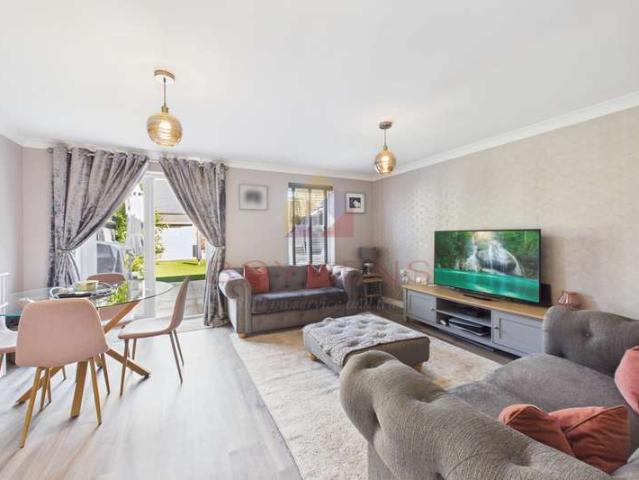 3 Bedroom Terraced House